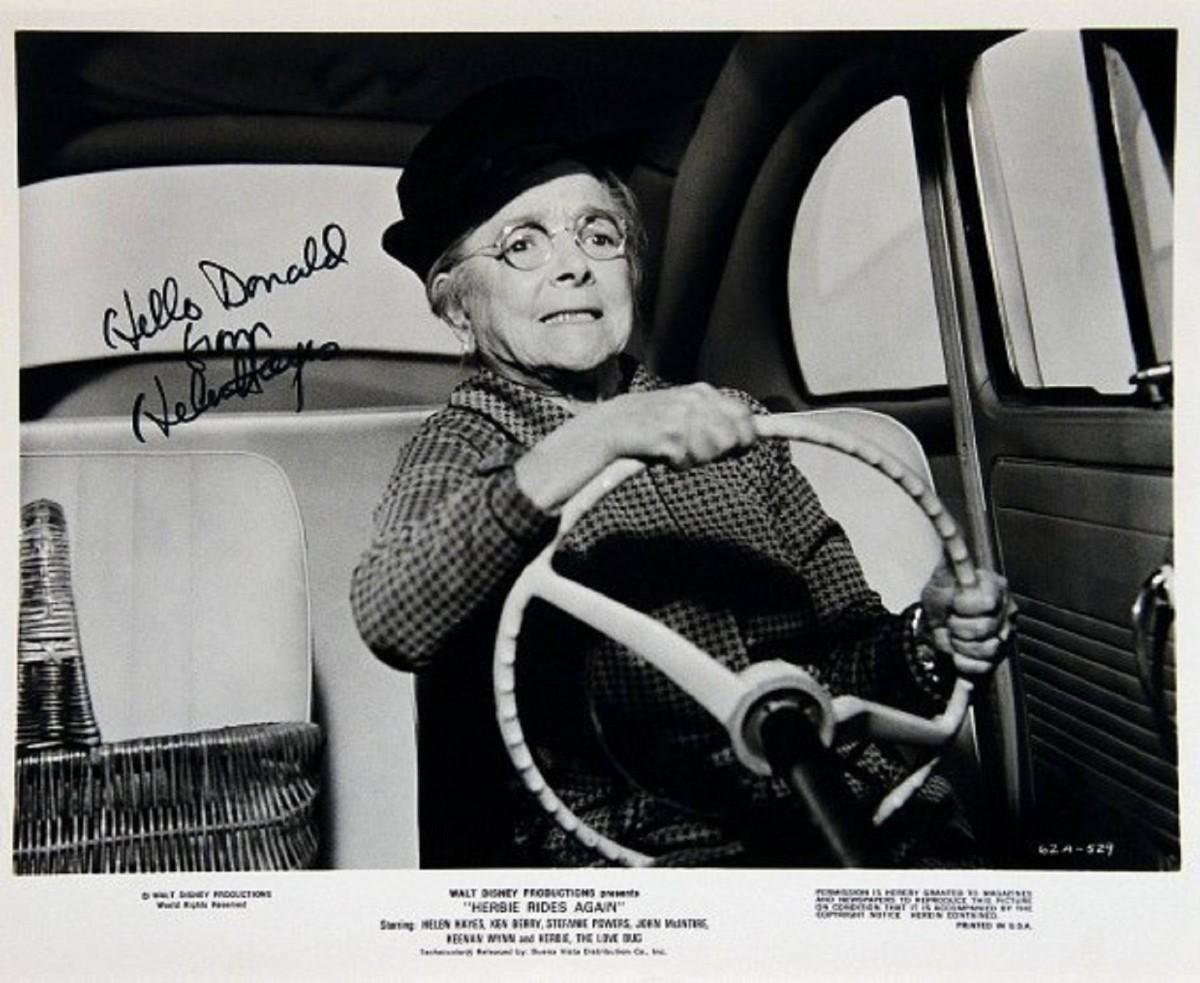Helen Hayes signed portrait photo | EstateSales.org