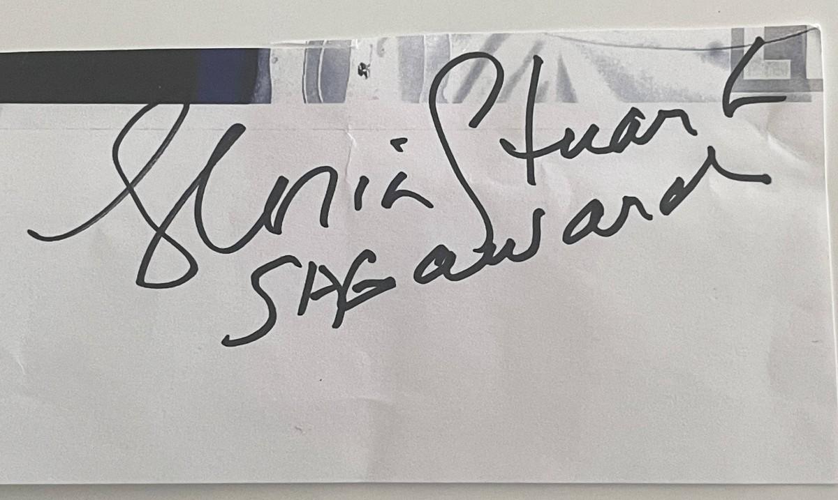 American actress Gloria Stuart original signature | EstateSales.org