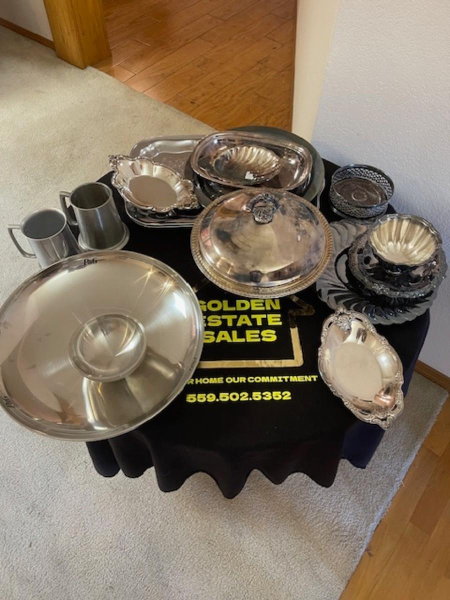 Silver Lot | EstateSales.org