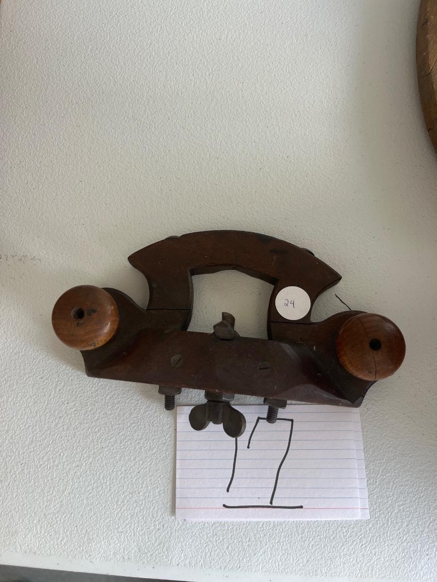 Stanley router | EstateSales.org