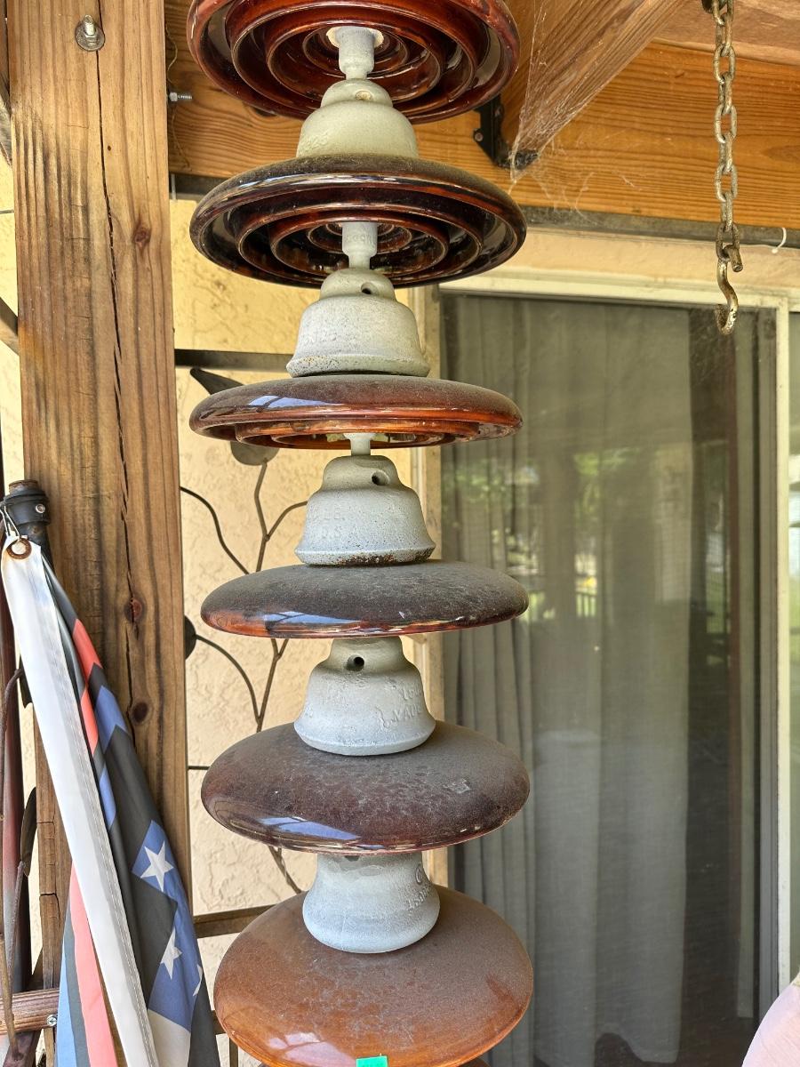 Insulators | EstateSales.org
