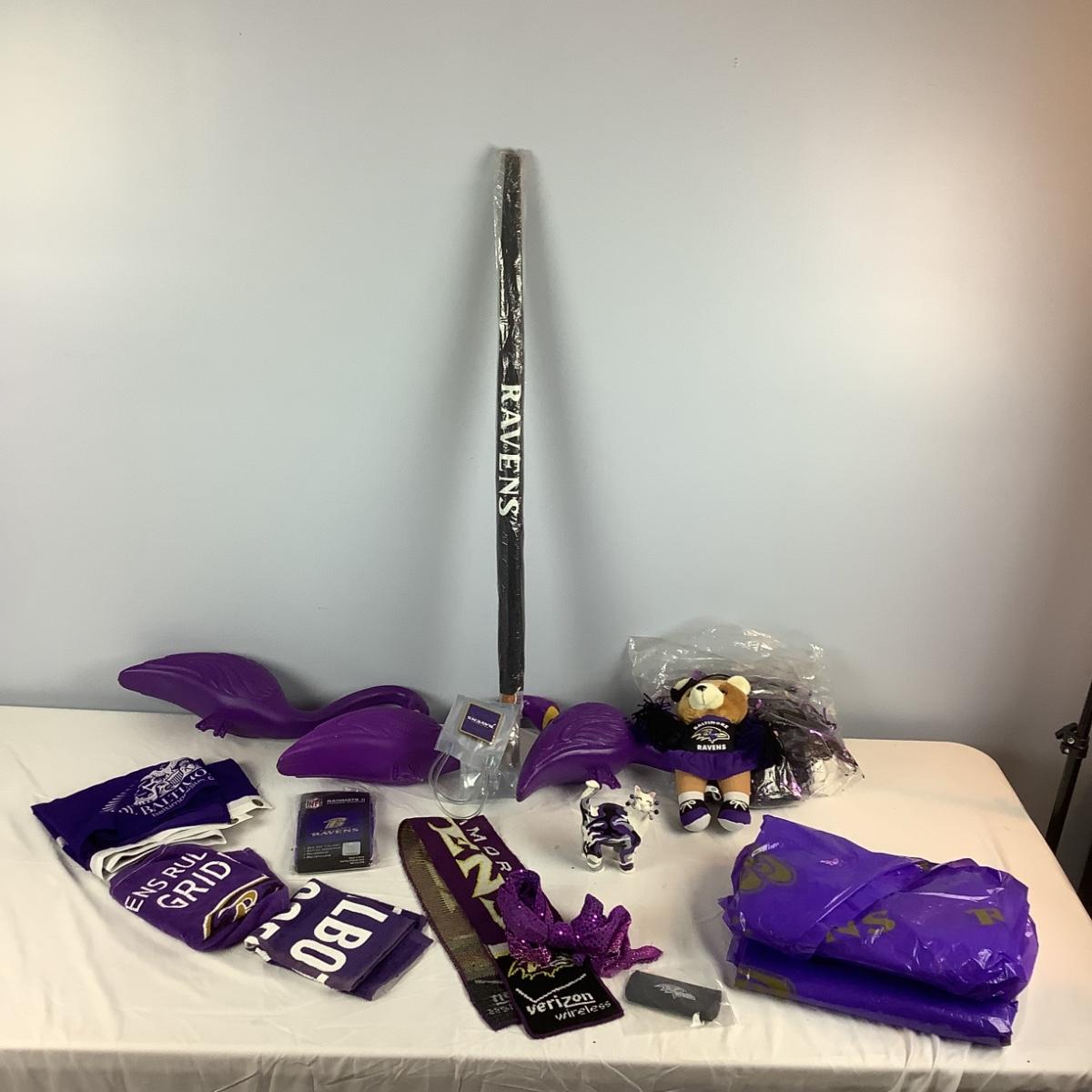 G8333 Miscellaneous Baltimore Ravens Lot | EstateSales.org