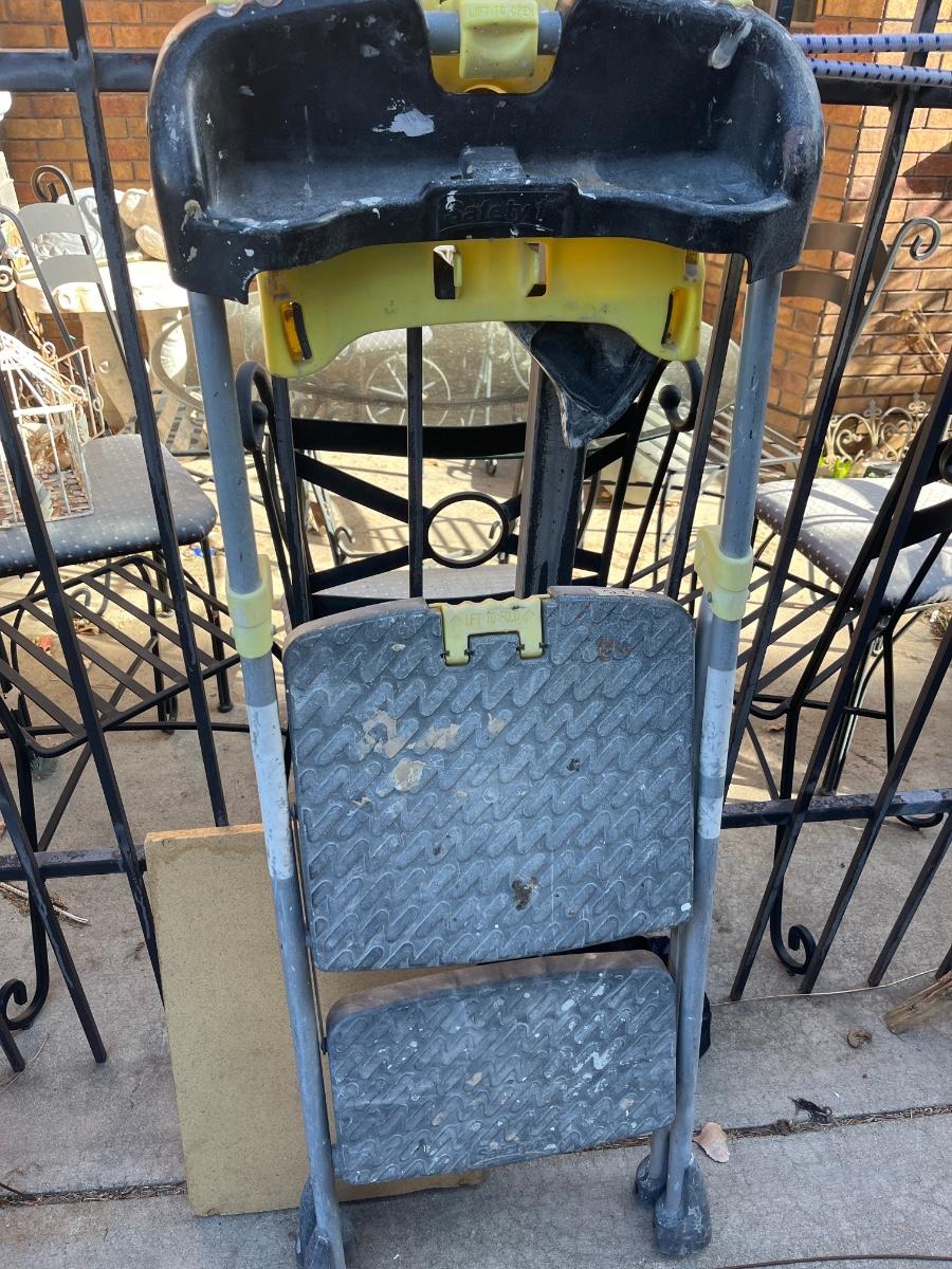 2 step paint ladder | EstateSales.org