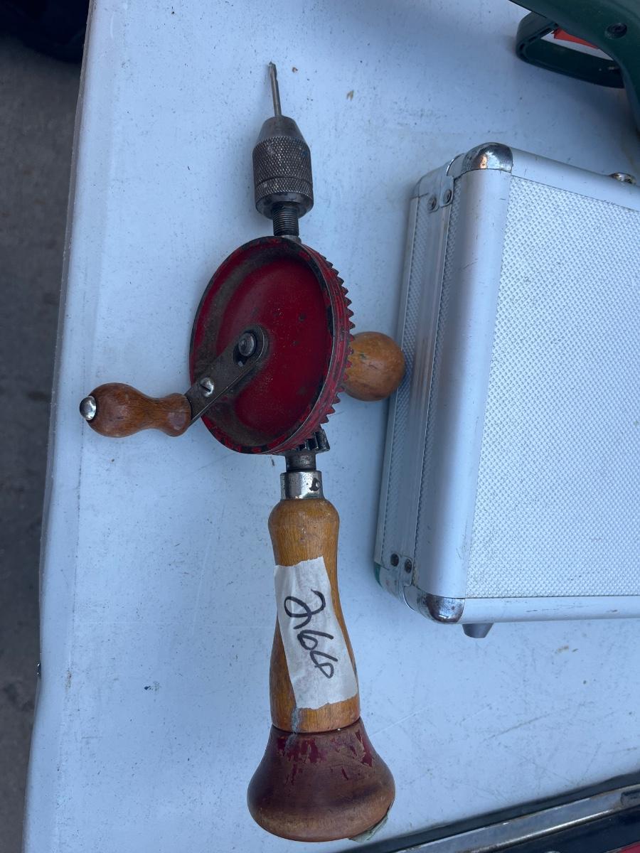 Vintage hand drill | EstateSales.org