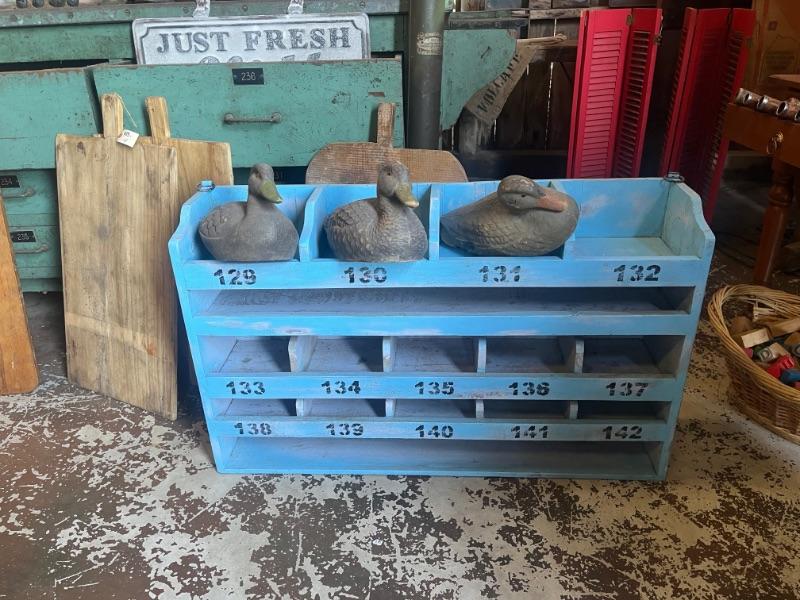 Primitive Barn Stuff, Yard Art, Vintage Farm Equipment, & Garden ...