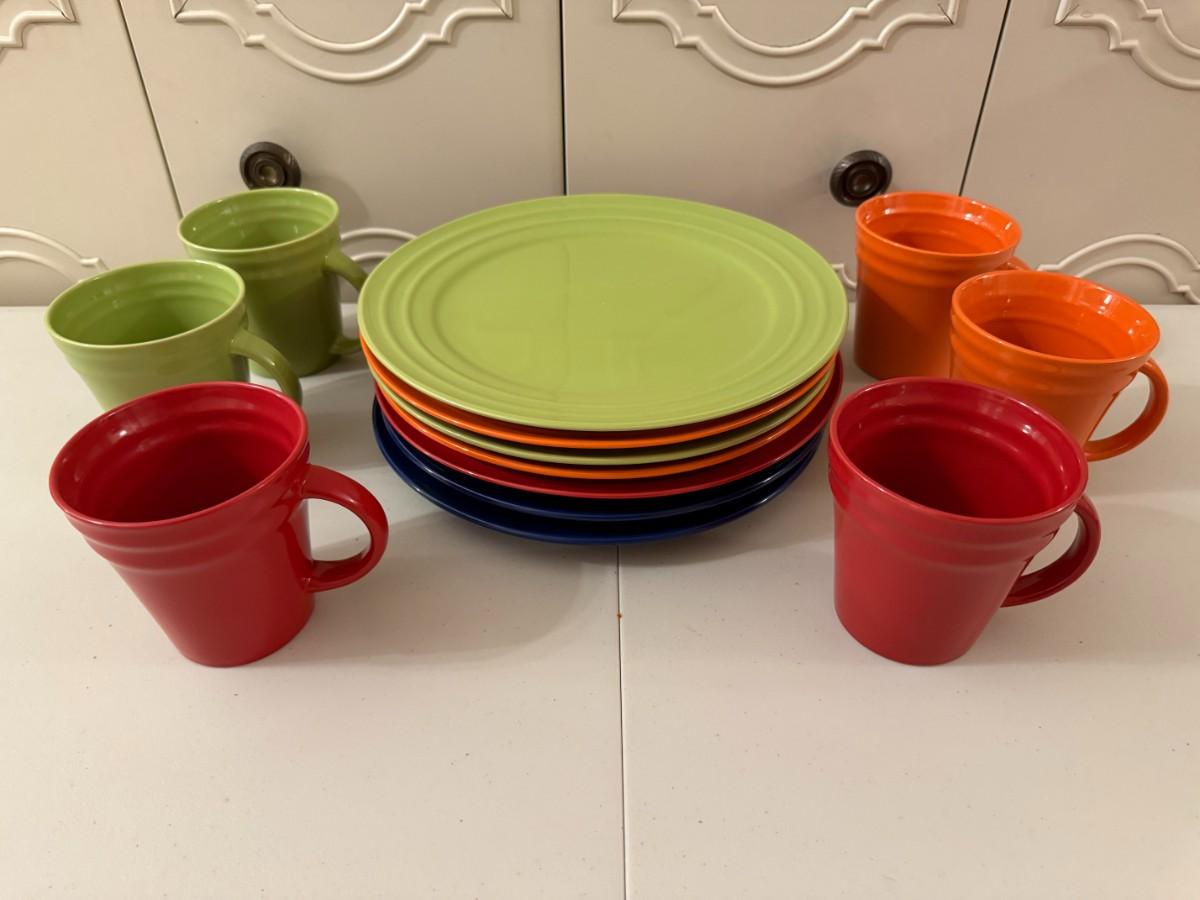 Fiestaware Style Dishware Set | EstateSales.org