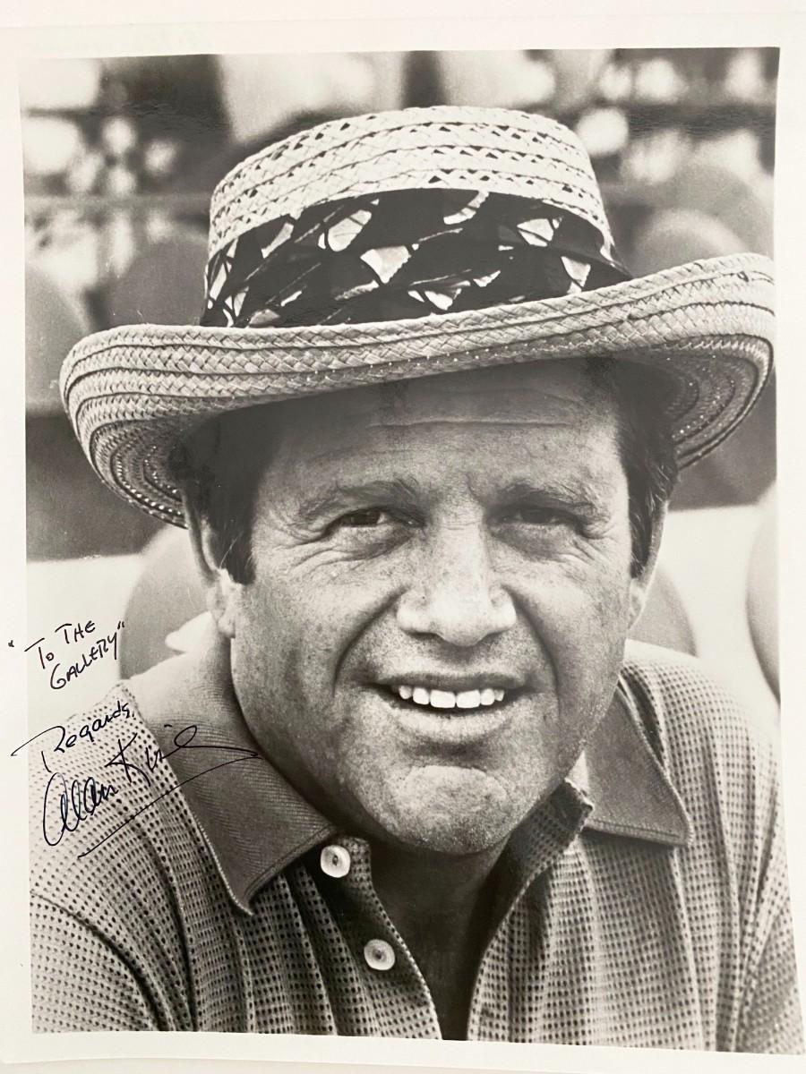Talk Show Host Alan King signed photo | EstateSales.org