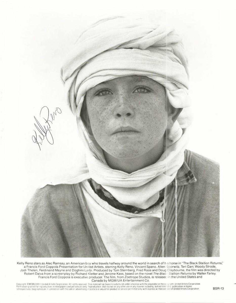 Kelly Reno Signed Photo | EstateSales.org