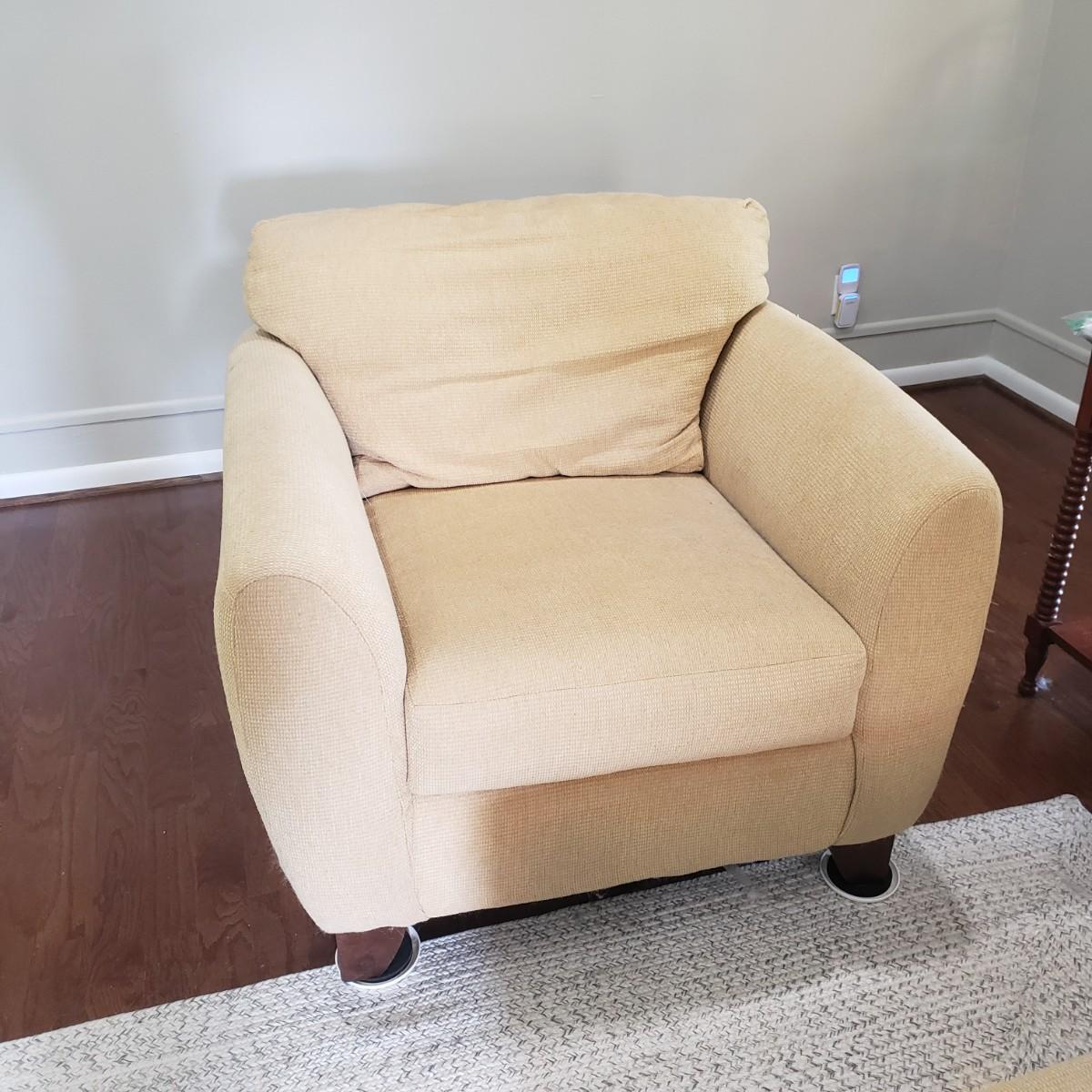 Muted Yellow Upholstered Chair | EstateSales.org
