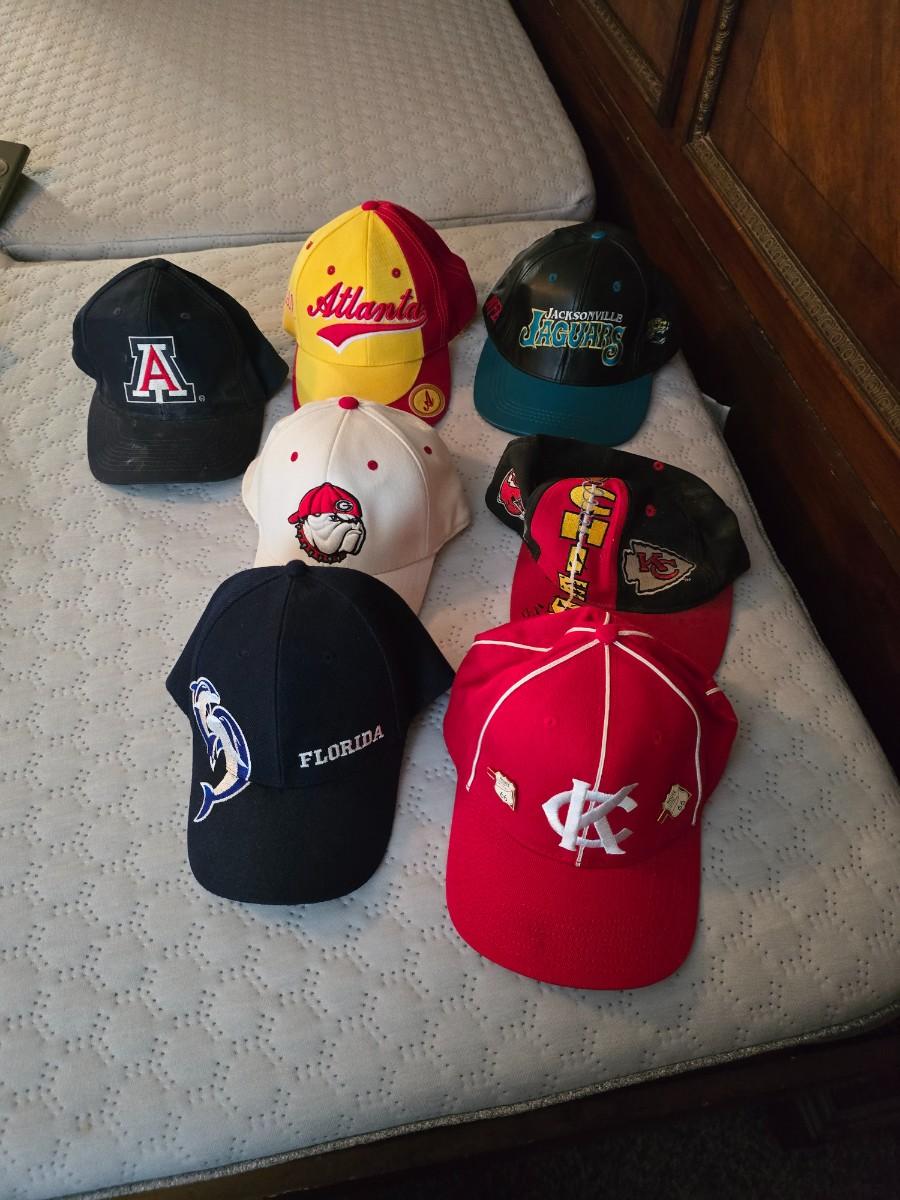 Ball caps | EstateSales.org