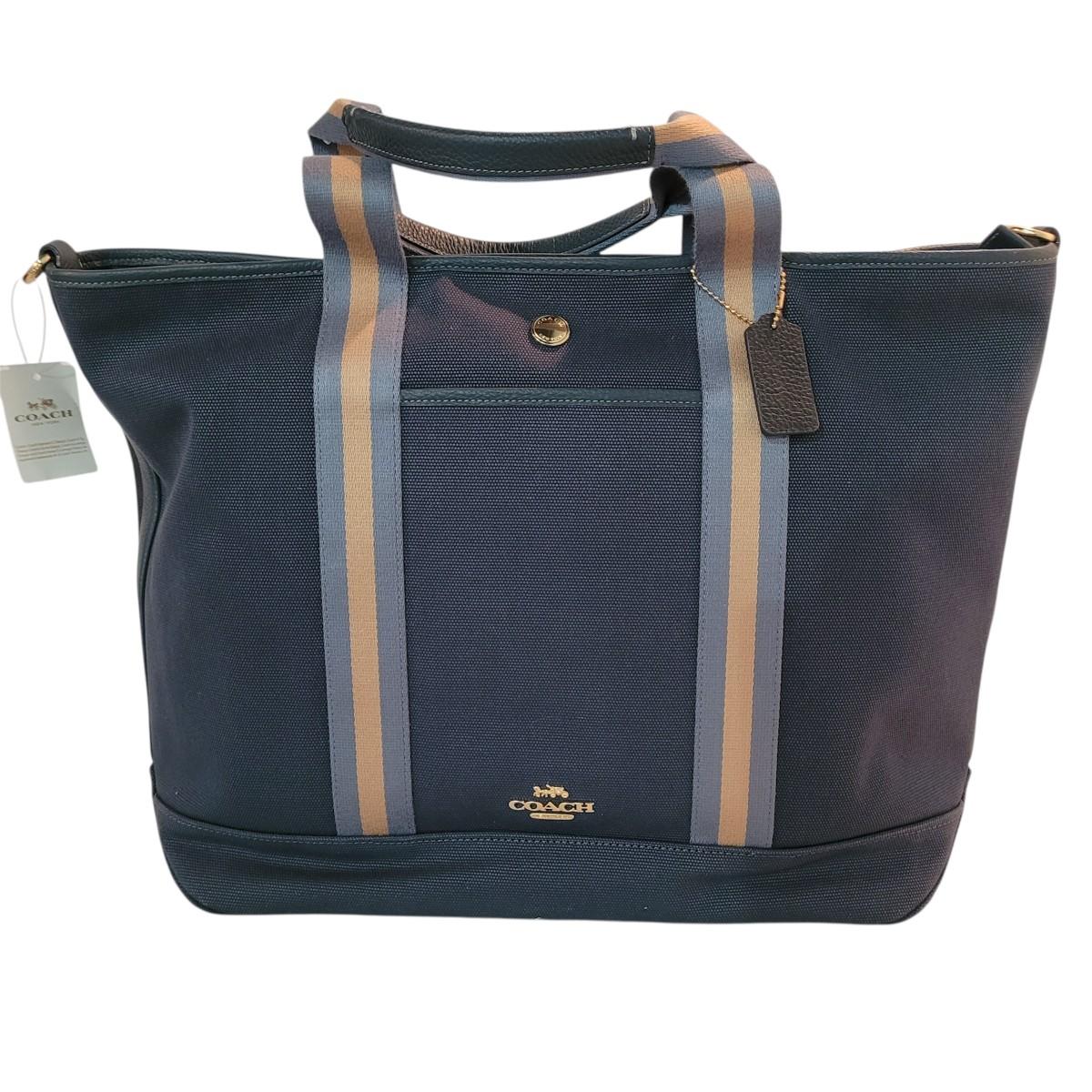 Coach Ellis Weekender Bag | EstateSales.org