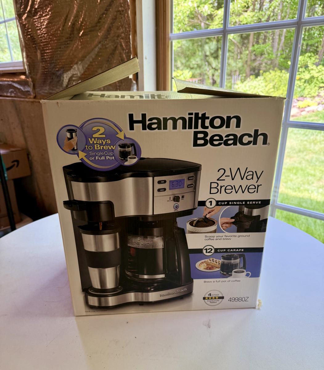 Hamilton Beach 2 way brewer | EstateSales.org