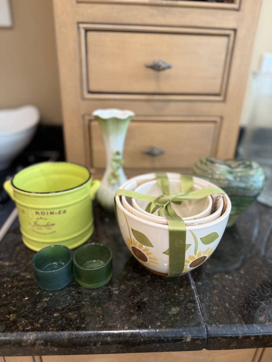 Lot of pretty green and white kitchen and household items | EstateSales.org