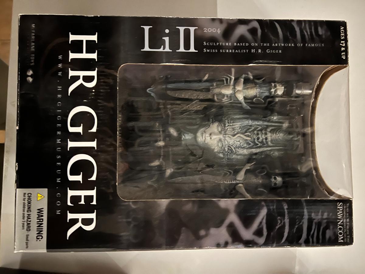 2004 RARE HR GIGER Li II Sculpture McFarlane Grail Piece from HR Giger ...