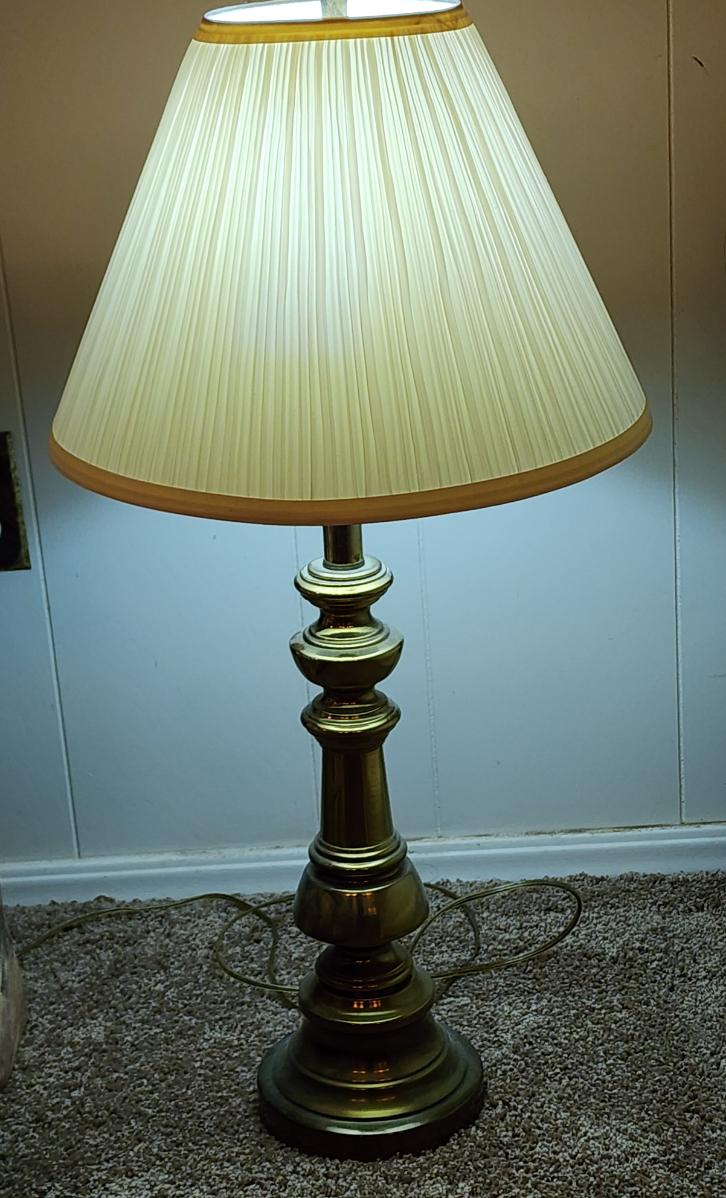 Lamps | EstateSales.org