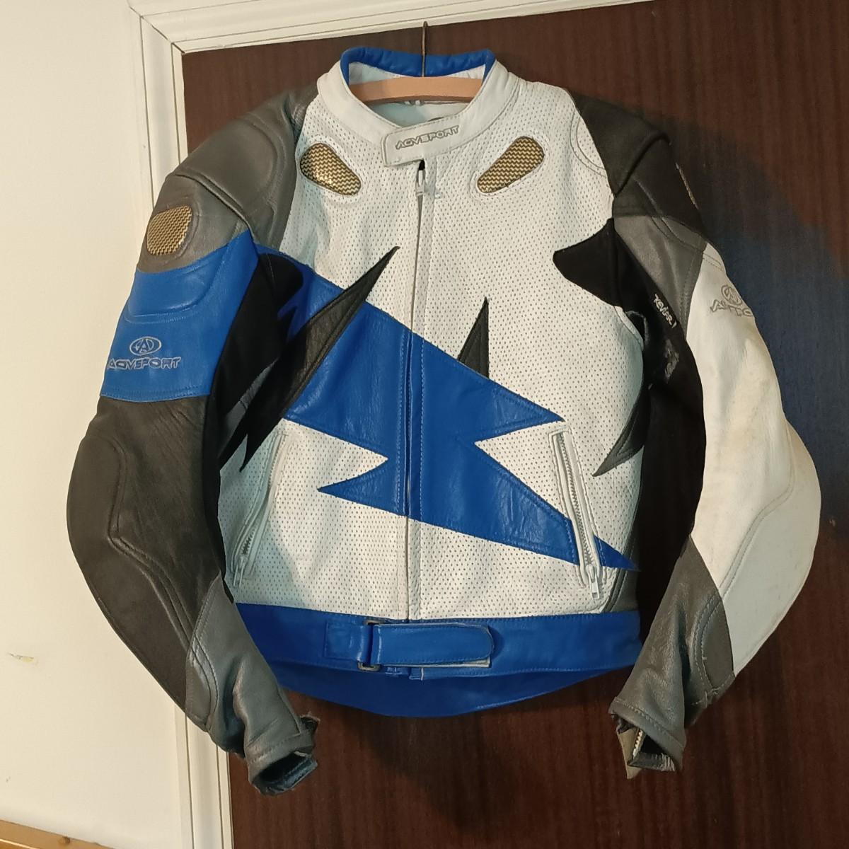 LOT 26: AGV Sport Leather Motorcycle Jacket Size 42 | EstateSales.org