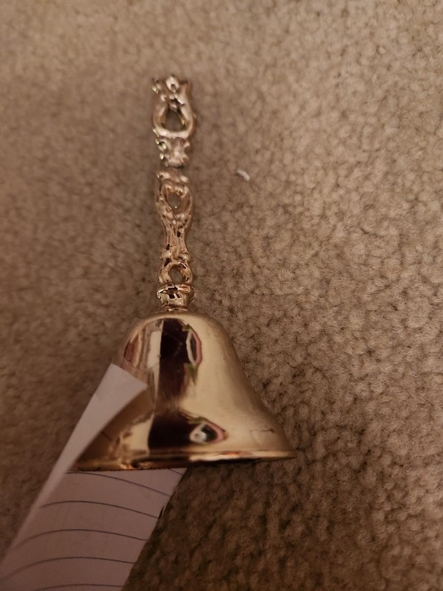 Little Bell | EstateSales.org