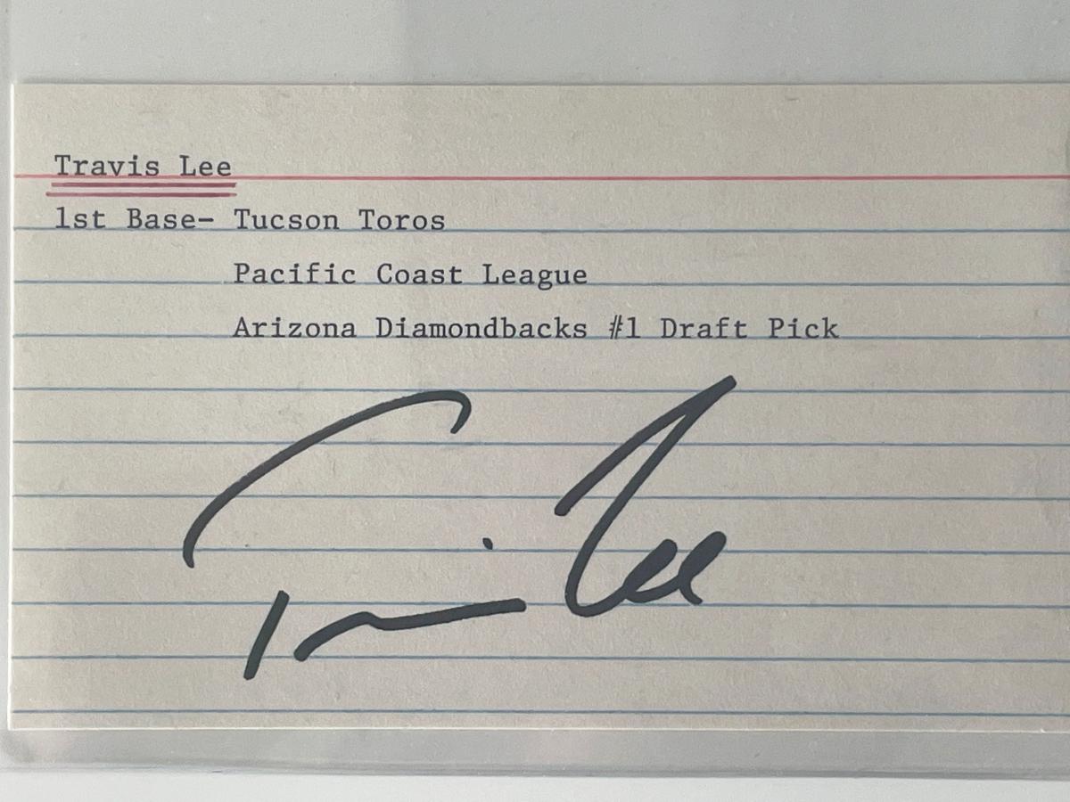 Baseball player Travis Lee autograph note | EstateSales.org