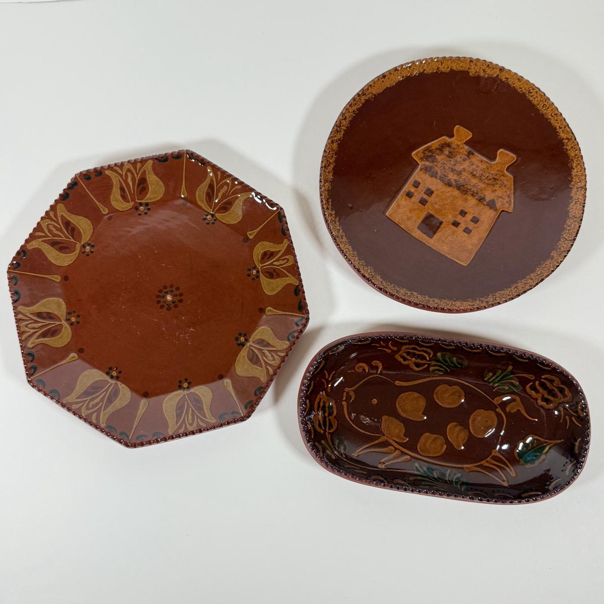 LOT 80D: Vintage 1988 Foltz Pottery Redware PA Folk Art | EstateSales.org