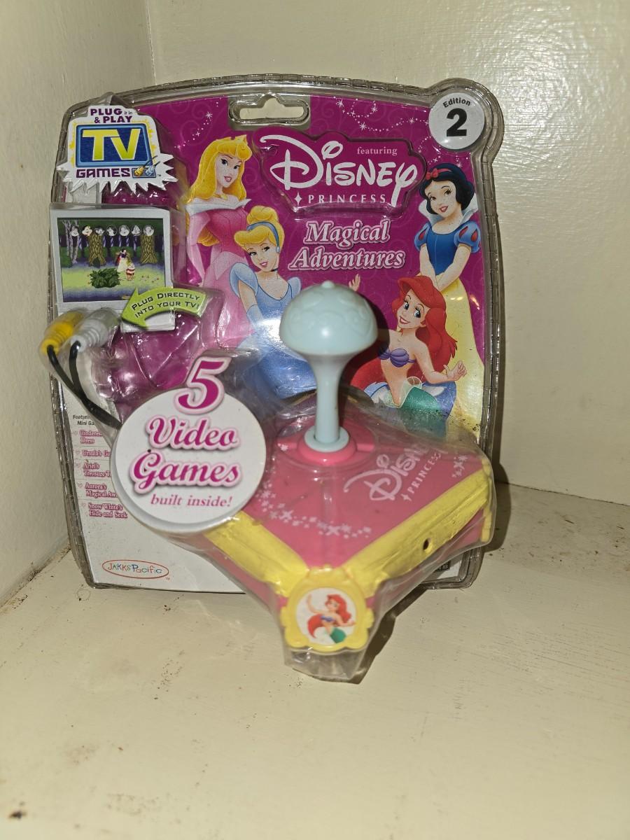 Disney game | EstateSales.org