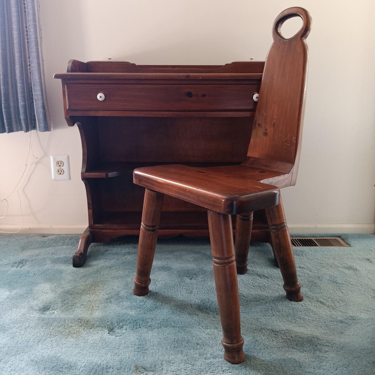 LOT 21: William Fetner Inc. Rustic Shelf Desk with Handled Chair ...