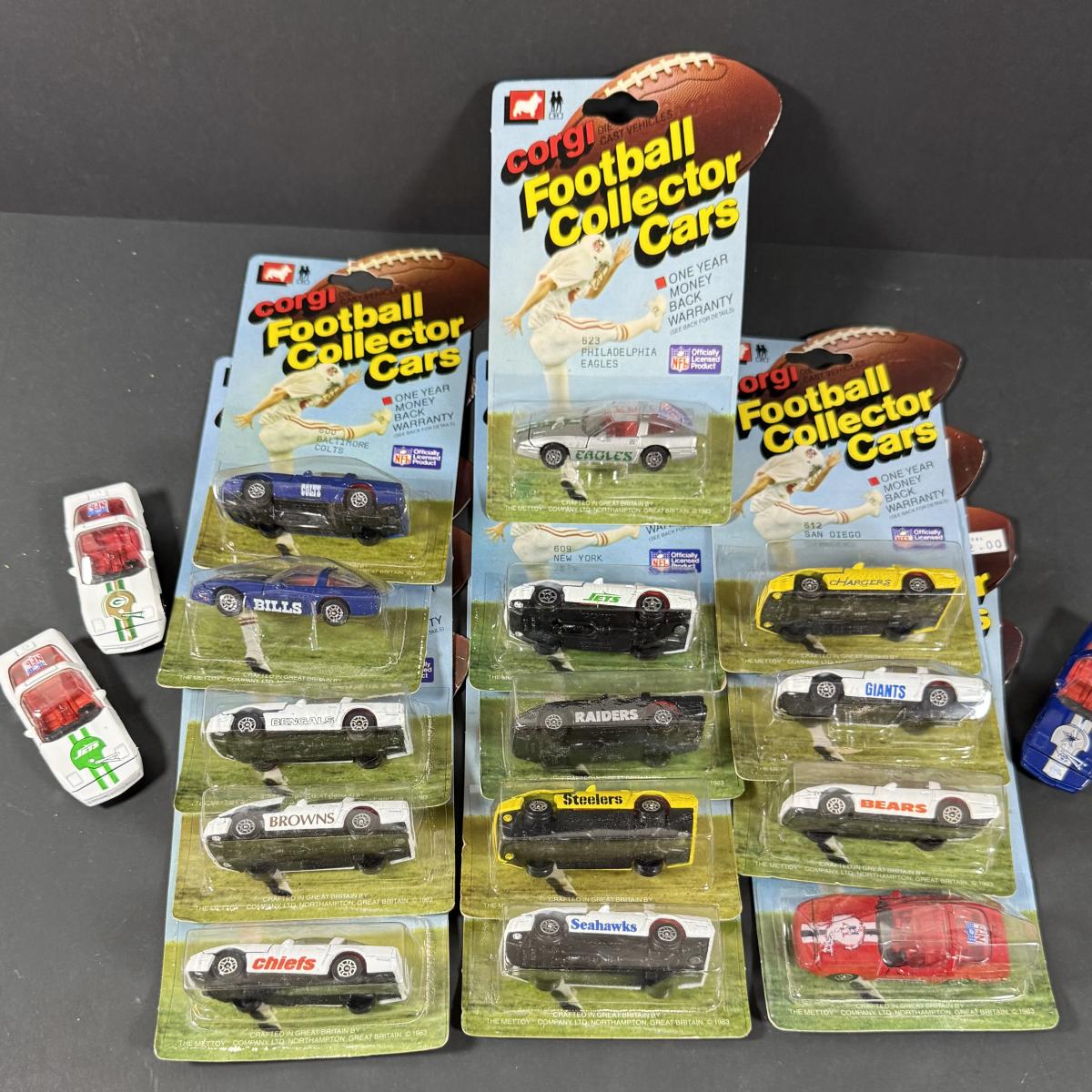 LOT 41: Assortment Vintage of Corgi Football Collectors Cars Most in ...