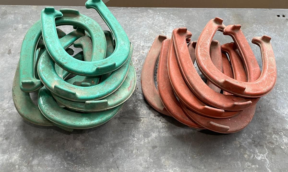 Plastic Sportcraft horseshoes | EstateSales.org