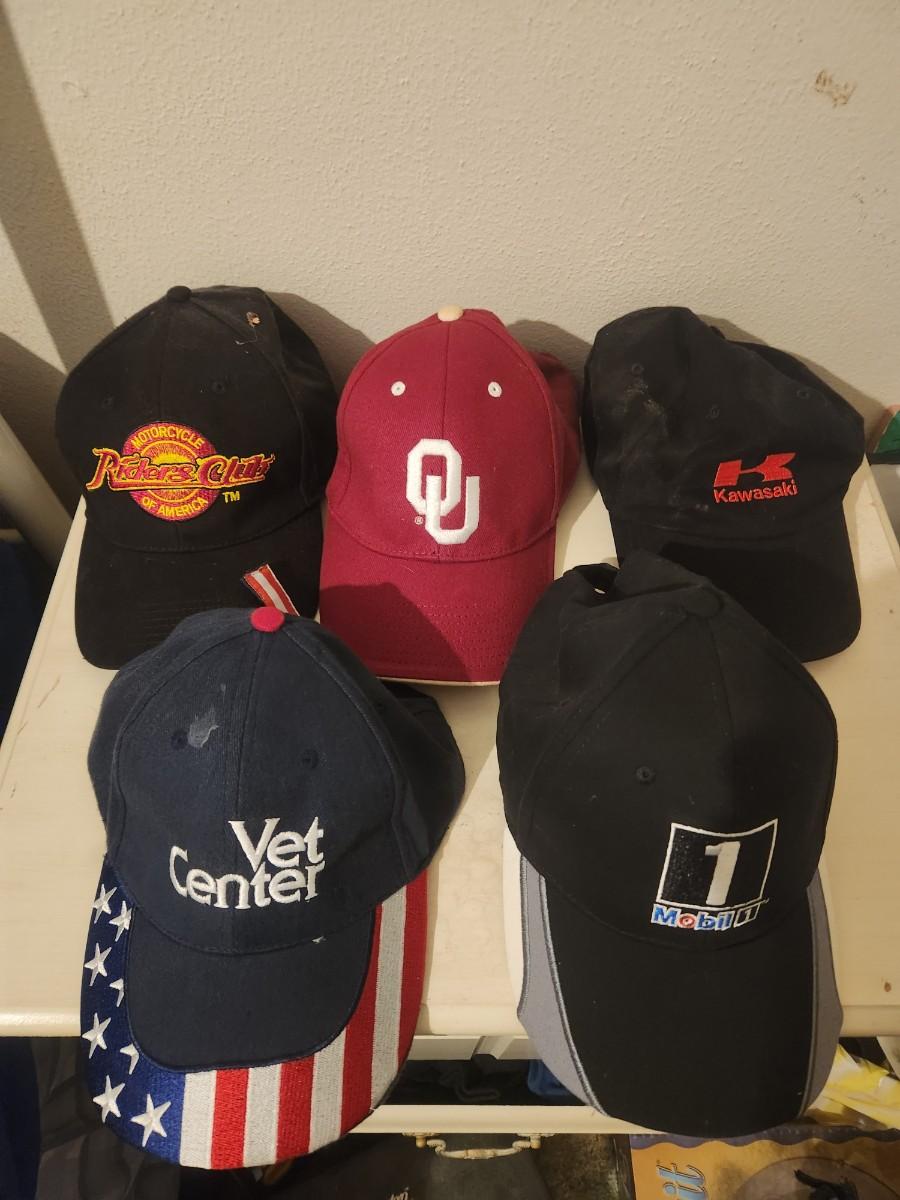 Ball caps | EstateSales.org