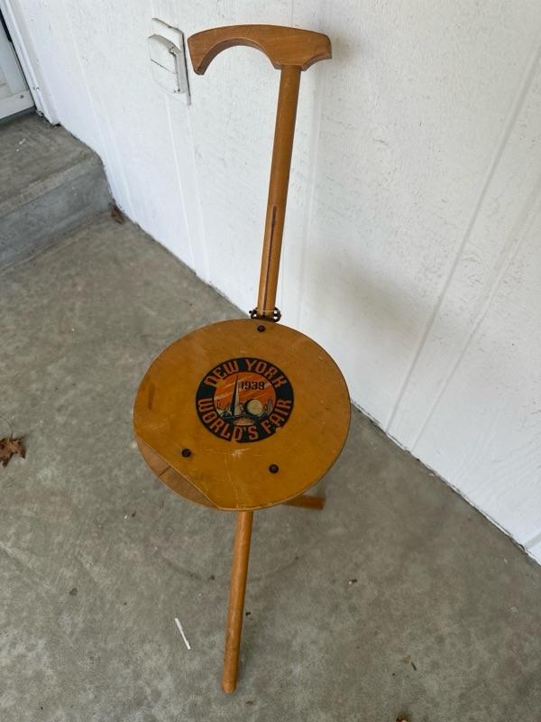 1939 World's Fair chair | EstateSales.org