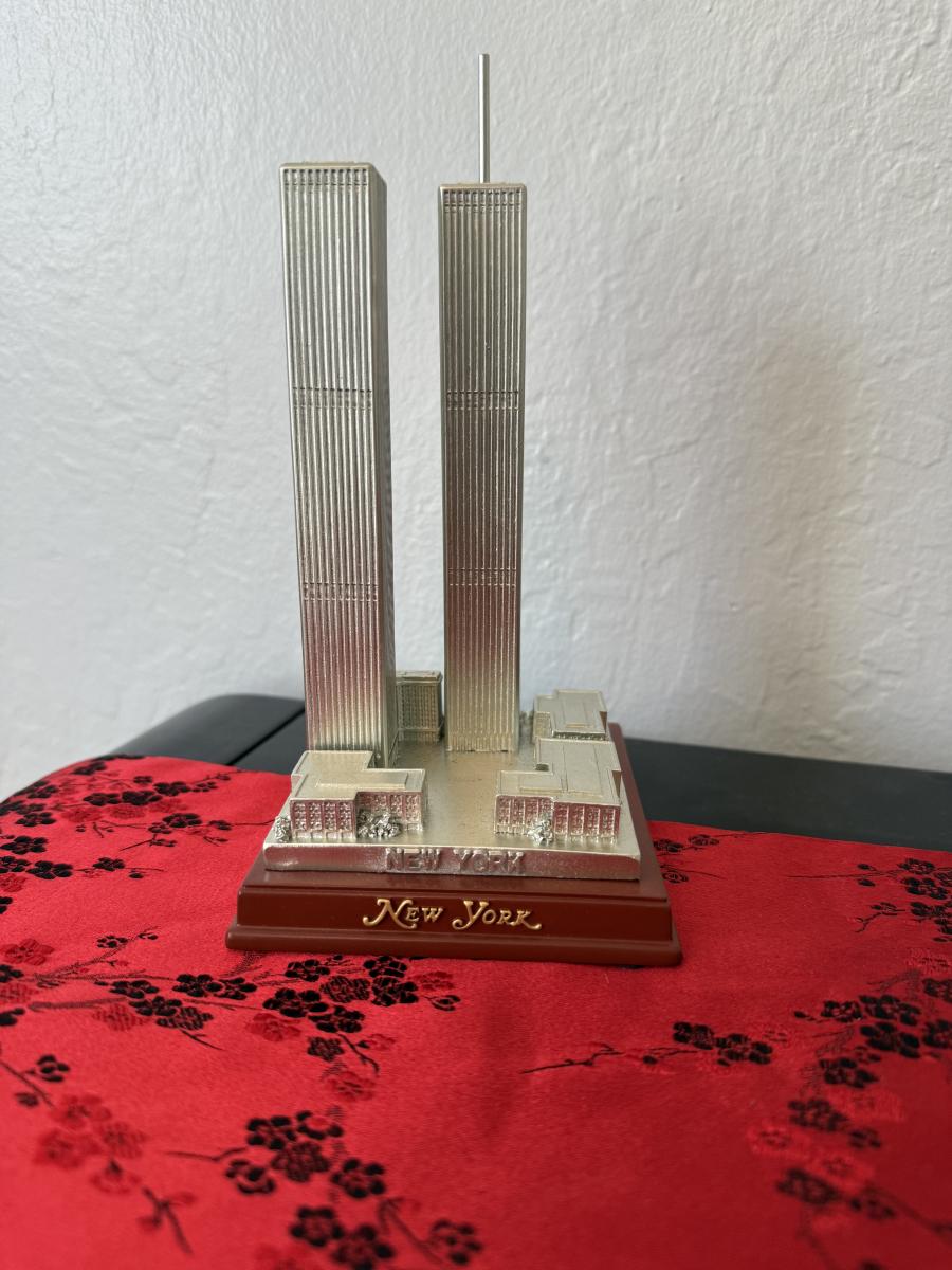 World Trade Center Model | EstateSales.org