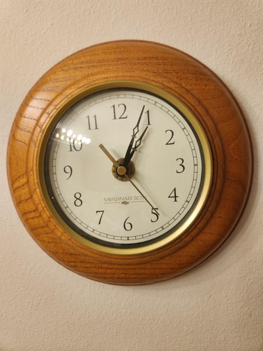 Savannah Row Clock | EstateSales.org