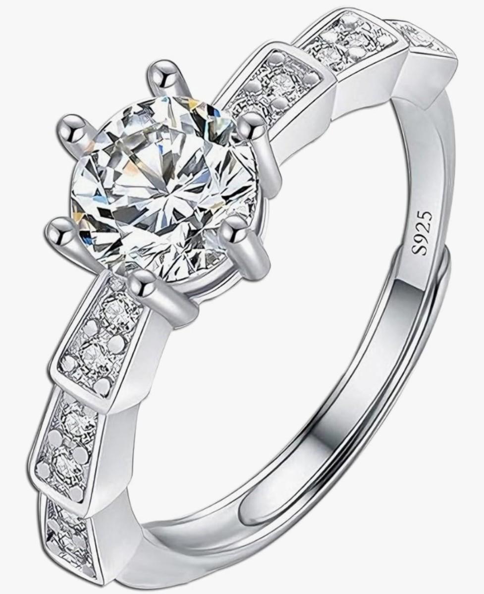 Moissanite Adjustable Engagement Ring | EstateSales.org
