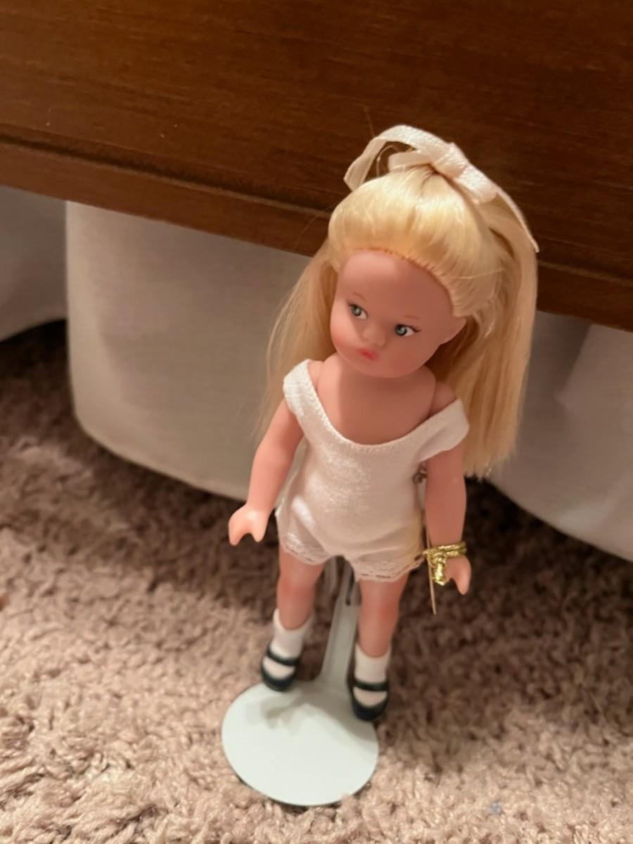 I Am Effanbee Doll 2007 | EstateSales.org