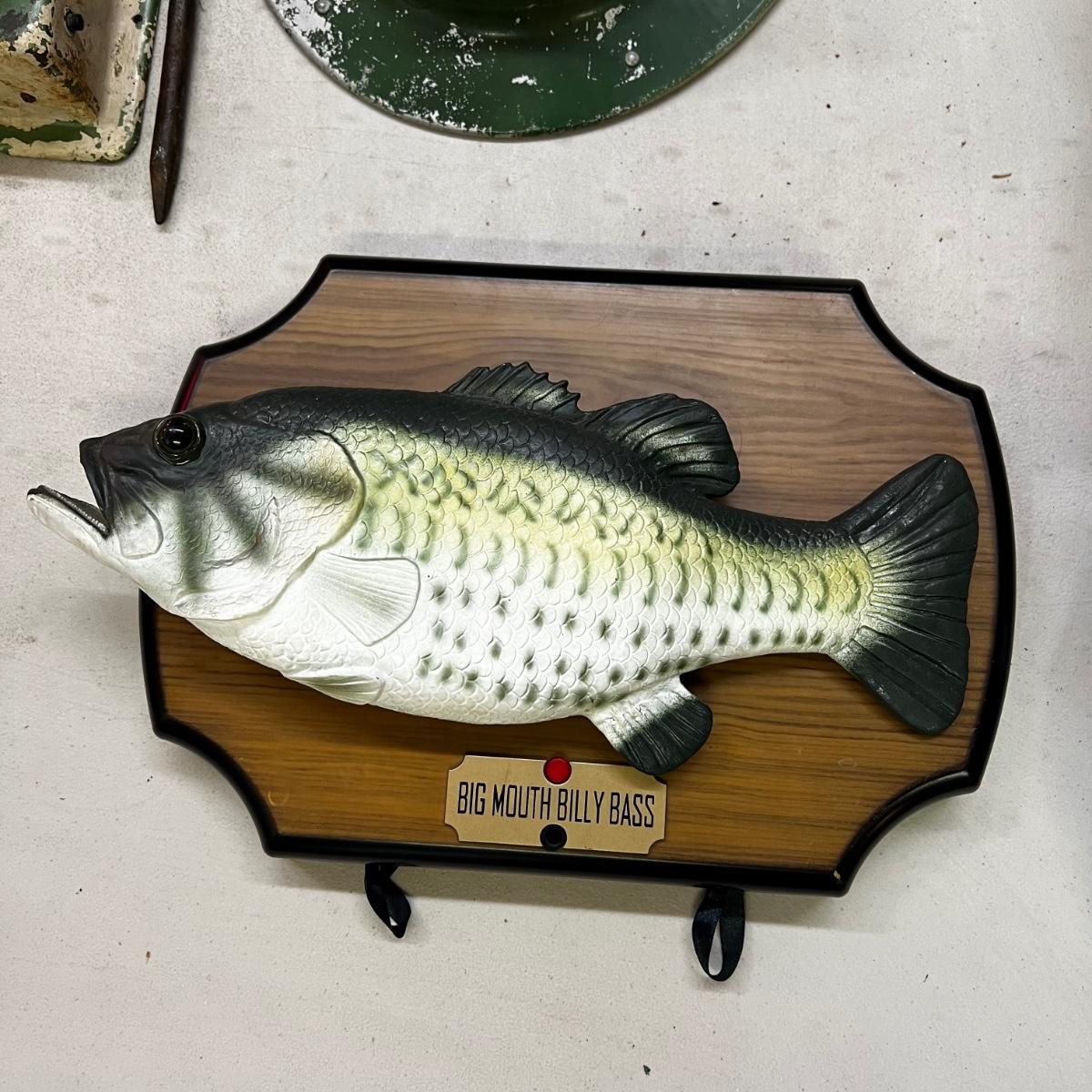 2000 Big Mouth Billy Bass | EstateSales.org