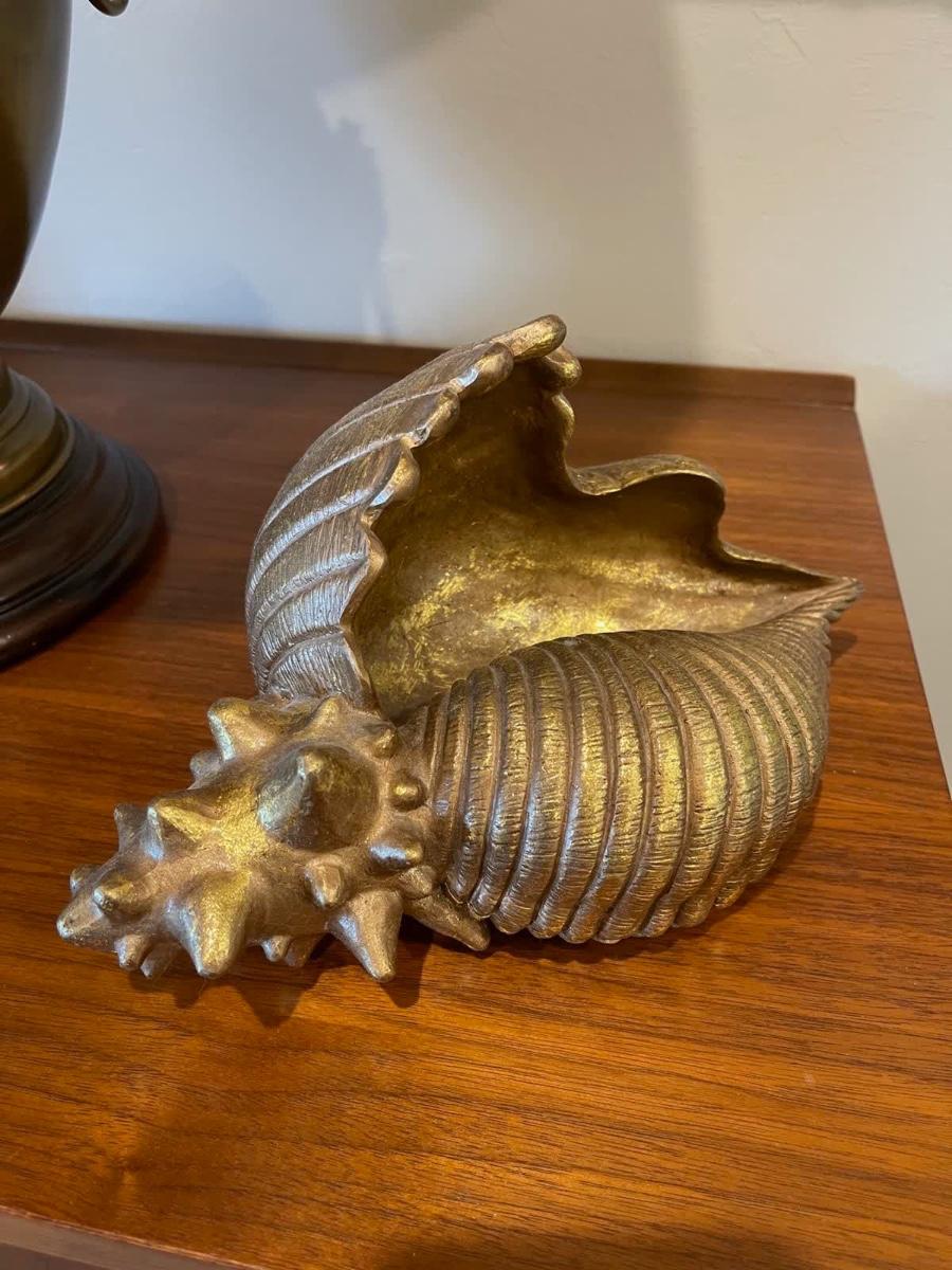 Brass conch | EstateSales.org