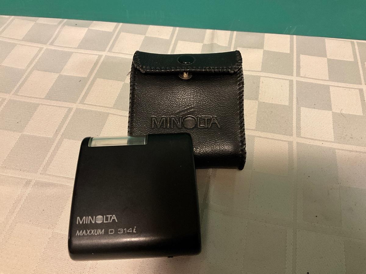 Minolta Mount Flash | EstateSales.org