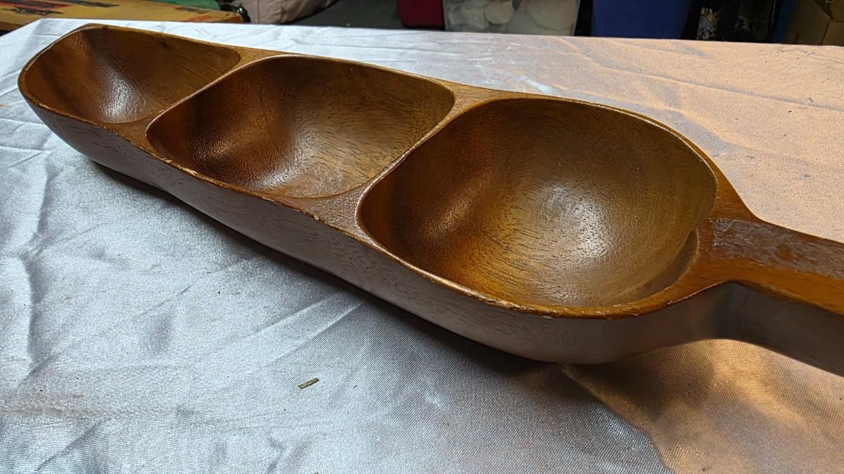 Vintage Monkey Pod Wood Pea Pod Snack Bowl Mid Century | EstateSales.org