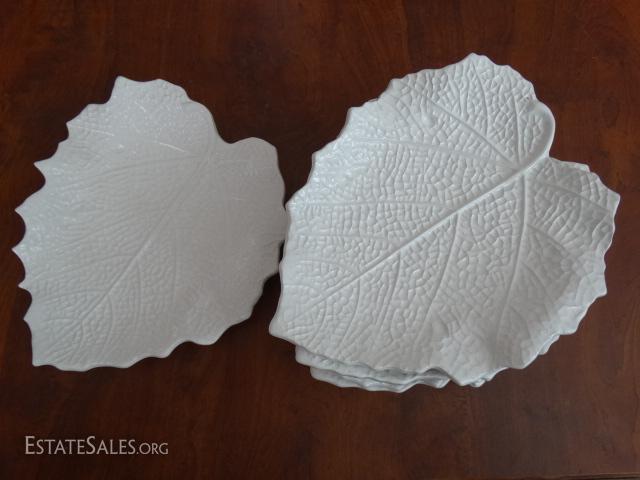 Lot #160 - Made in Italy Leaf Shaped Sandwich Plates | EstateSales.org