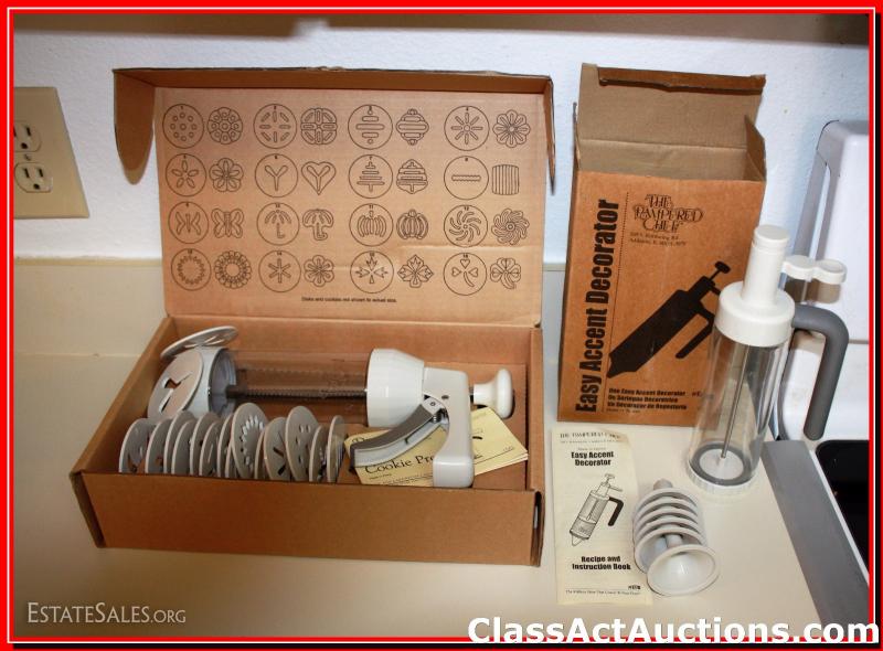 2 Pampered Chef (Cookie & Icing extruder) - Lot 258 | EstateSales.org