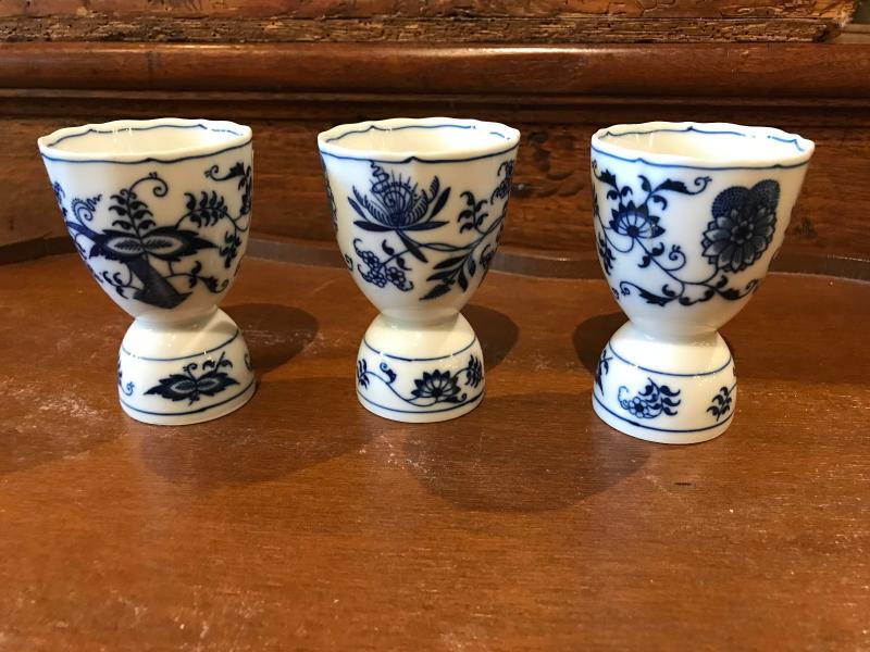 Lot 116-Lot of 3 Blue Danube Porcealin Egg Cups | EstateSales.org