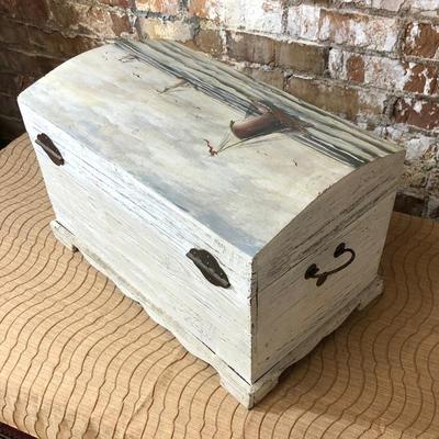 DECORATIVE TOLE PAINTED SEA CHEST | EstateSales.org
