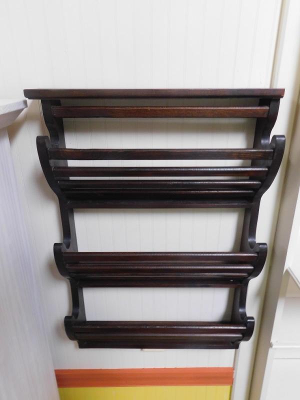 Wood Wall Rack | EstateSales.org