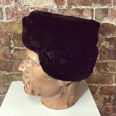 ANTIQUE MILITARY GOVERNMENT ISSUE ALASKA SEAL SKIN CAP | EstateSales.org