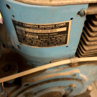 CLINTON ENGINES GENERATOR | EstateSales.org