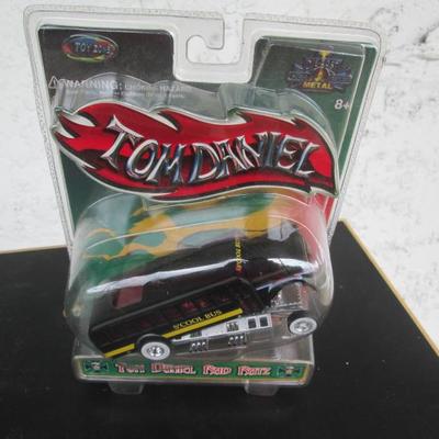 Tom Daniel School Bus Rat Hot Rod Iron Legends | EstateSales.org