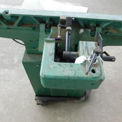 Commercial Grizzly Floor Model G1182 6" Jointer | EstateSales.org