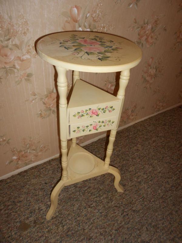 Table | EstateSales.org