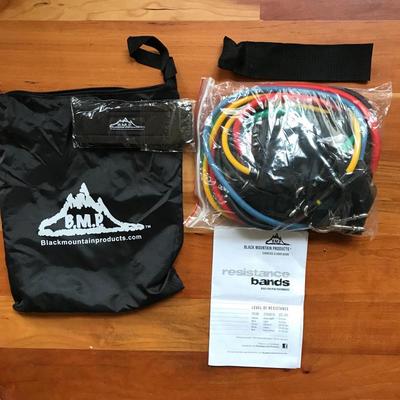 Lot 61 - Precor 614 Rowing Machine, Dumbells, Health Books and More ...