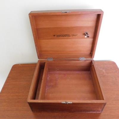 Vintage Novampul Unit Anesthesia Hypodermic Needle Box | EstateSales.org