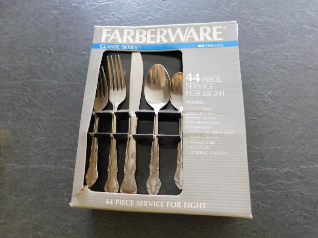 Set of New Farberware 44 Piece Flatware | EstateSales.org